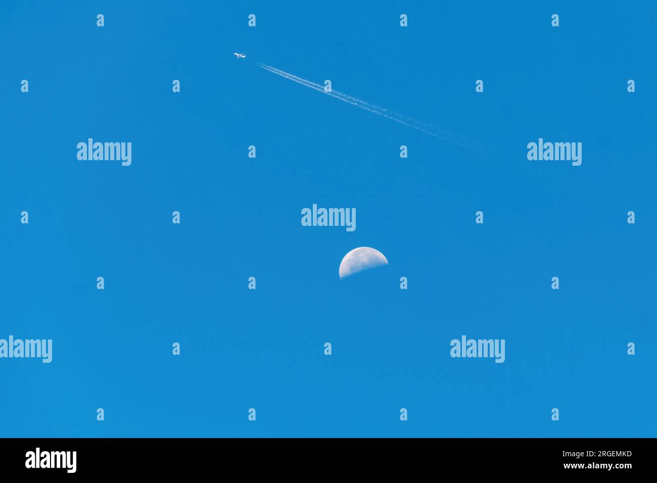 Daily planet hi-res stock photography and images - Alamy