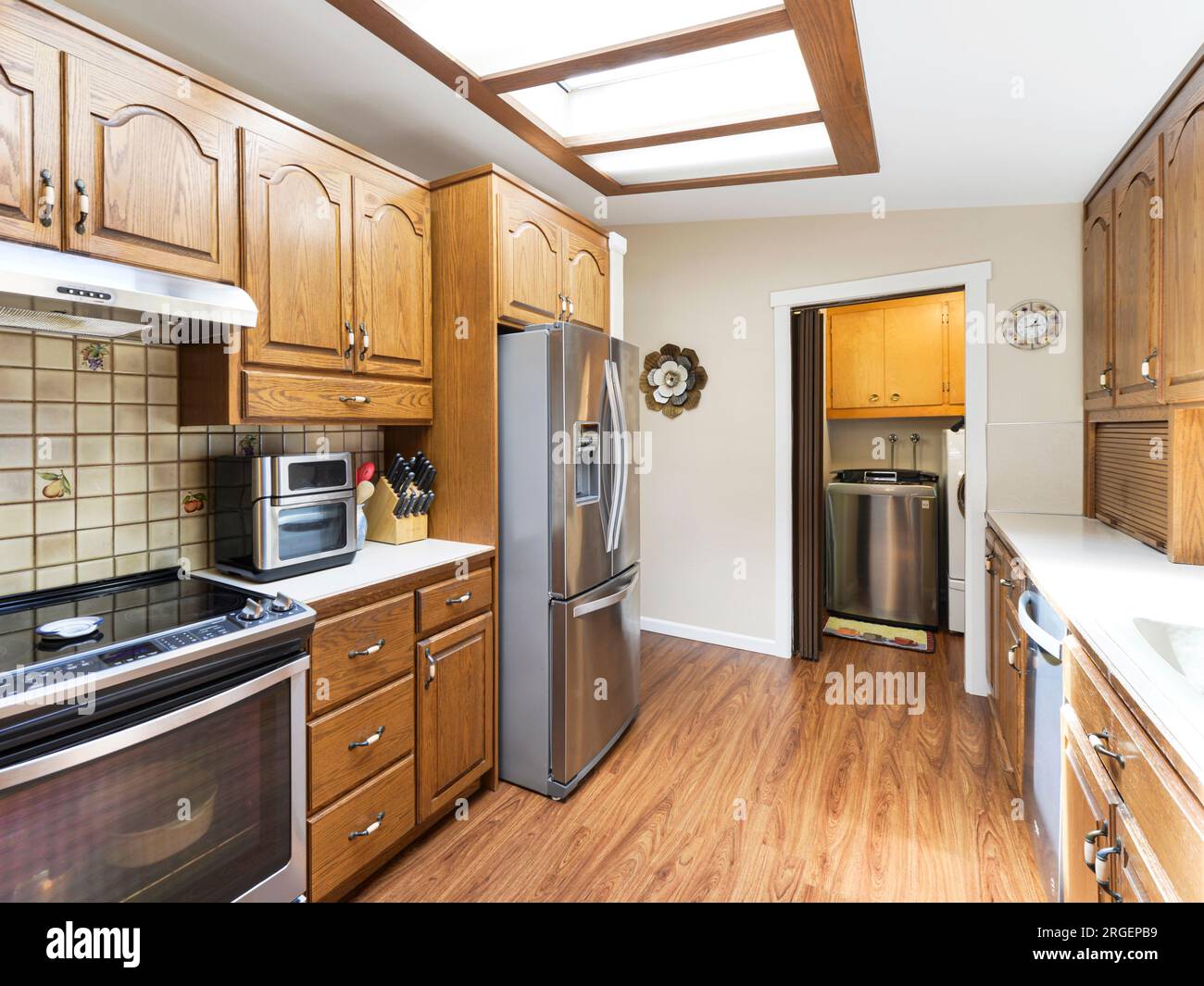 Modern residential kitchen interior Stock Photo - Alamy