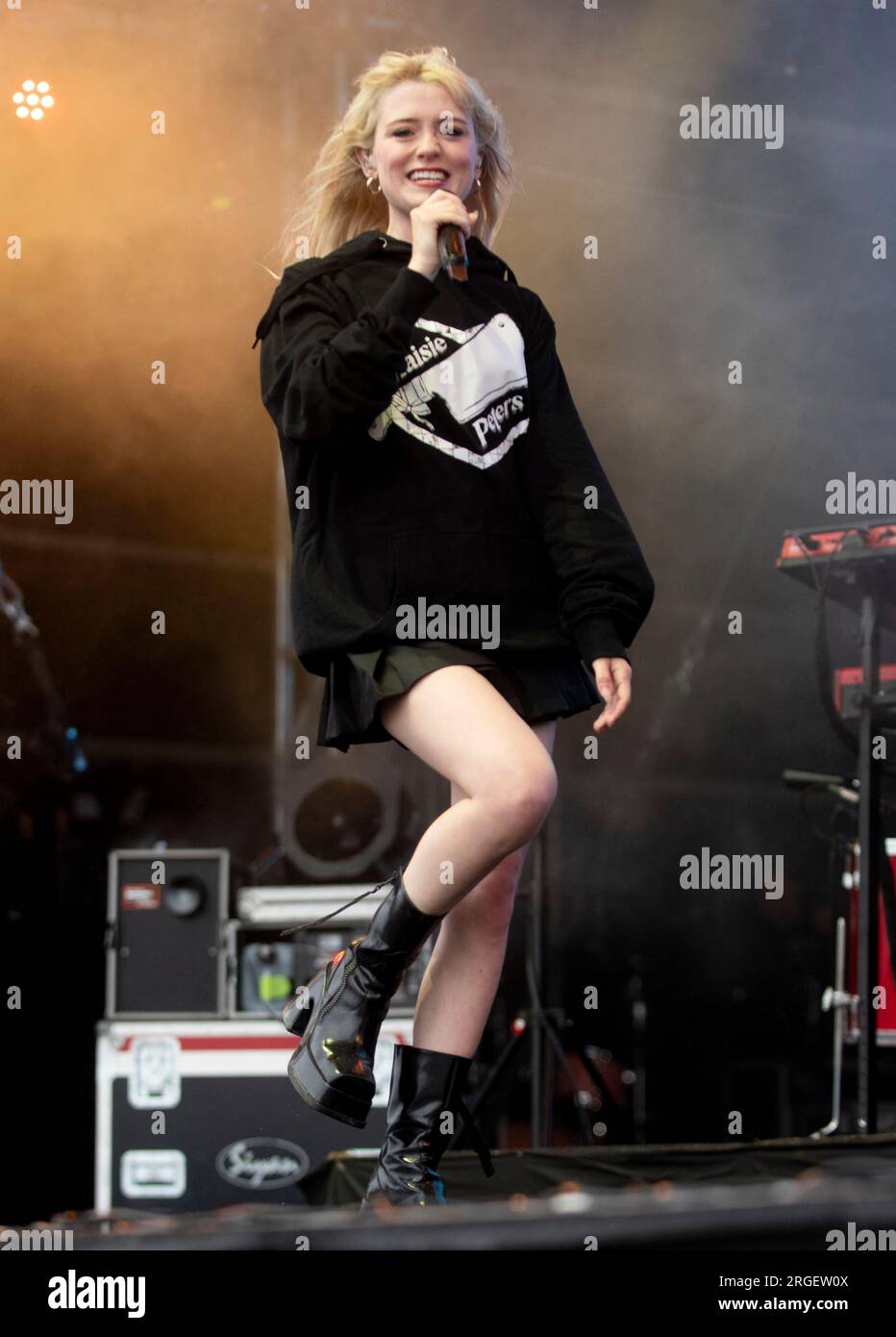 Masie Peters preforming at truck Festival 22 July at Hill Farm ...