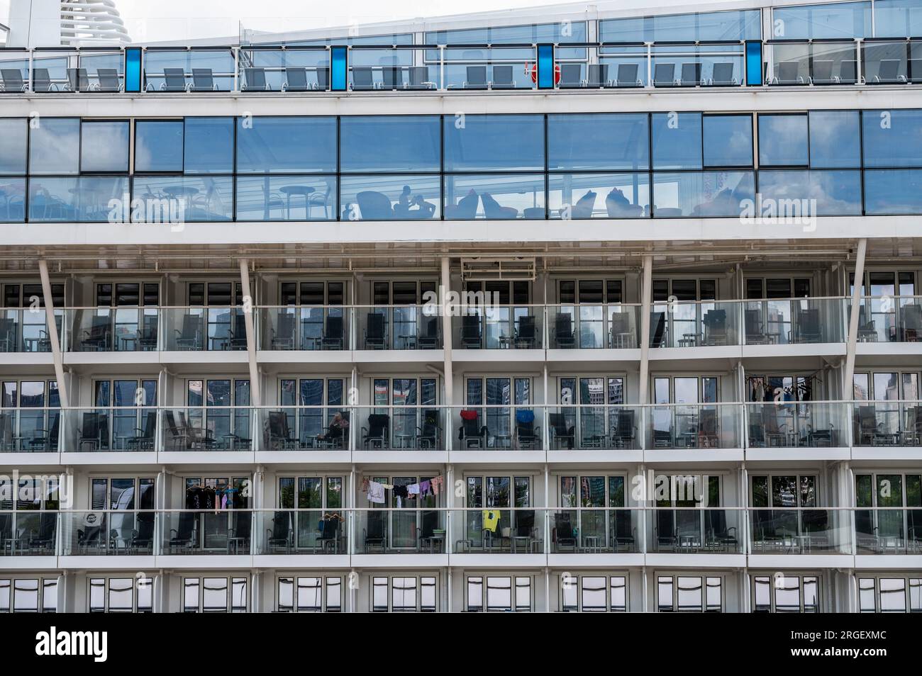 Hong Kong. 05th Aug, 2023. Royal Caribbean Internationalís Spectrum of ...