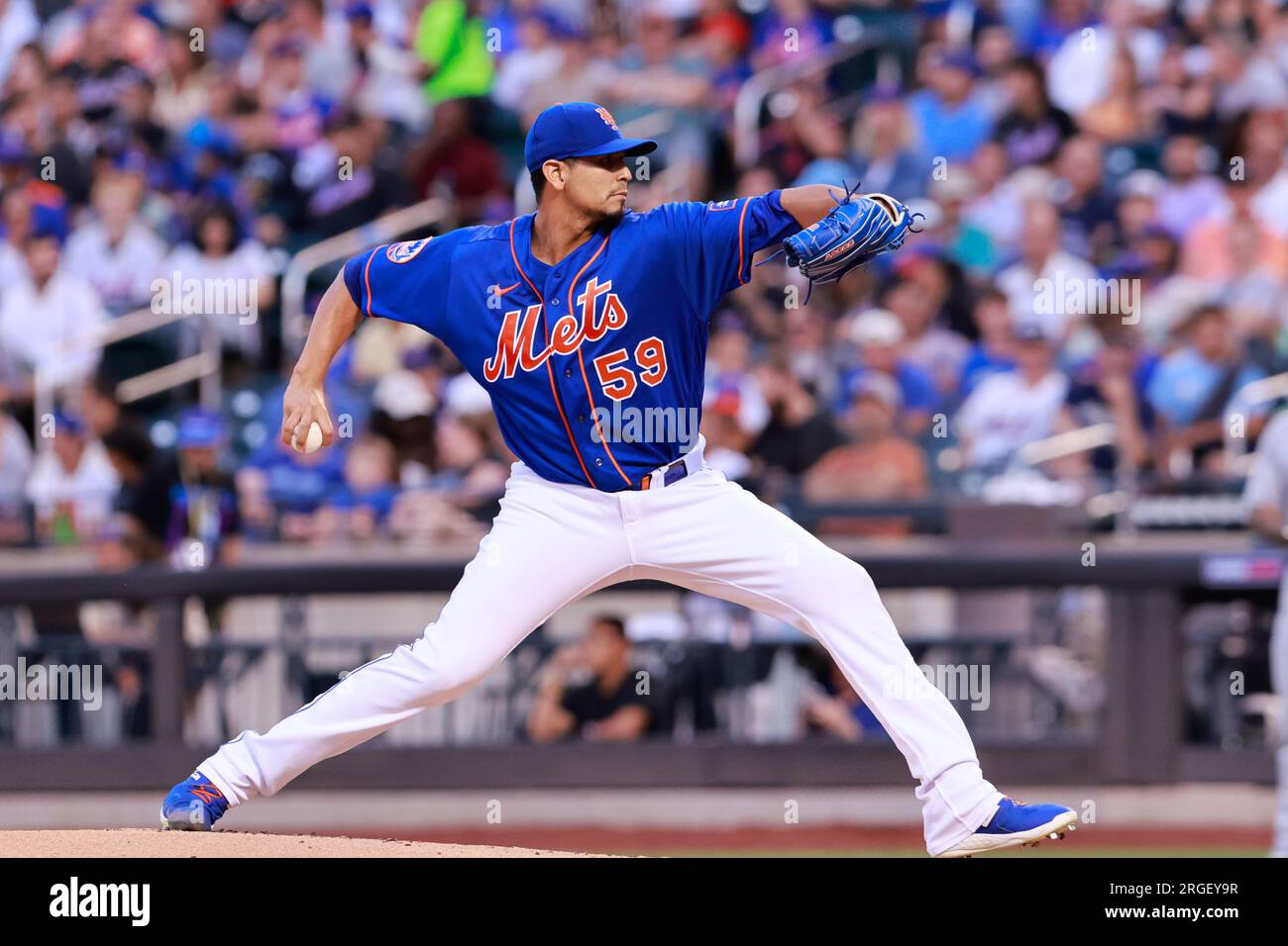 Carlos carrasco new york mets hi-res stock photography and images - Alamy