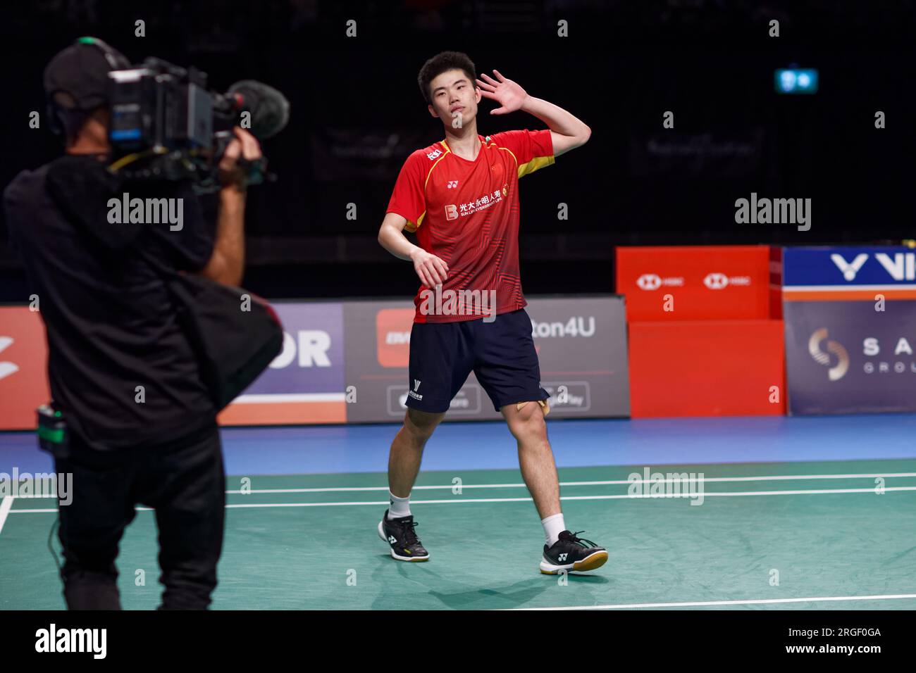 Weng Hong Yang of China celebrates after winning the men's singles ...
