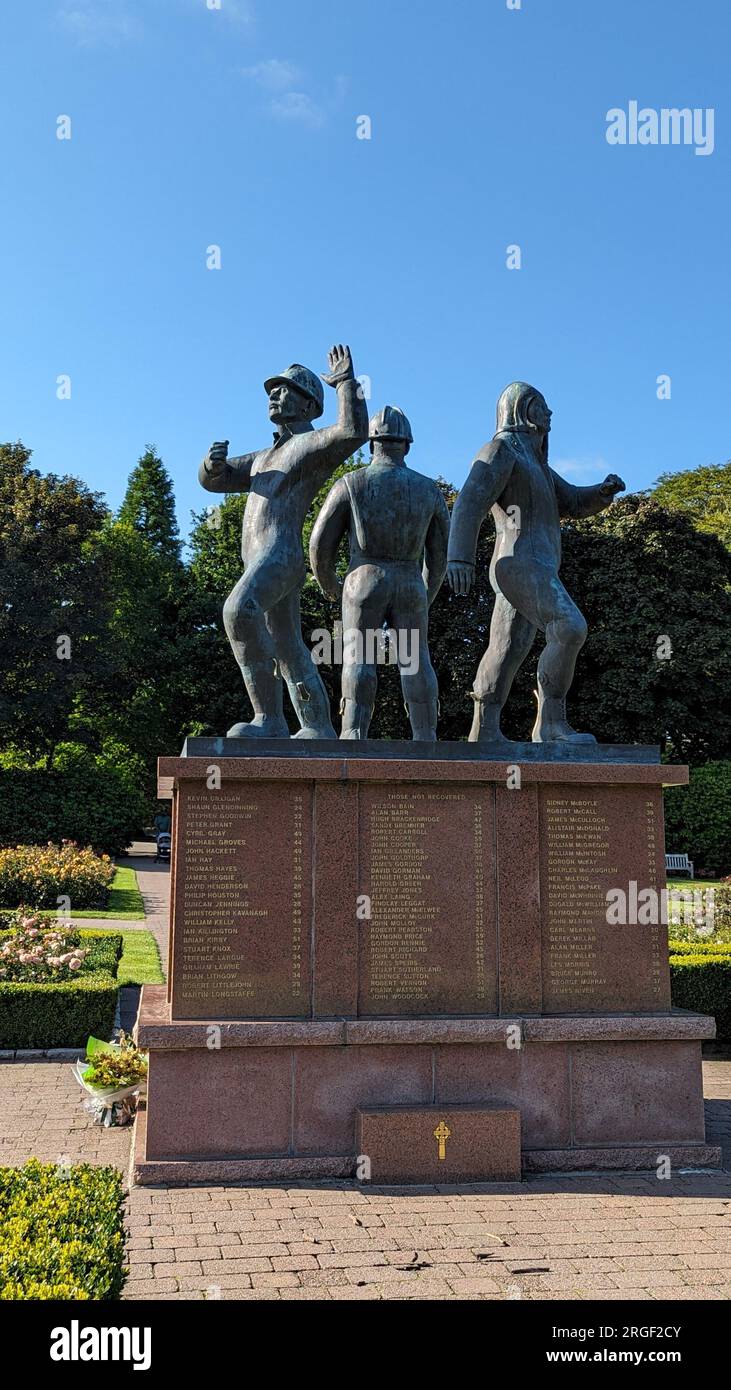 Piper Alpha Memorial, Aberdeen Stock Photo - Alamy