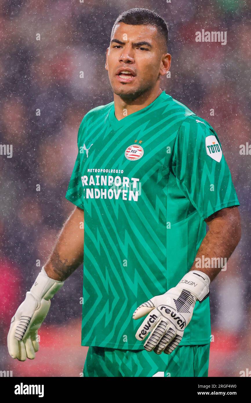 Walter benitez psv champions league hi-res stock photography and images ...