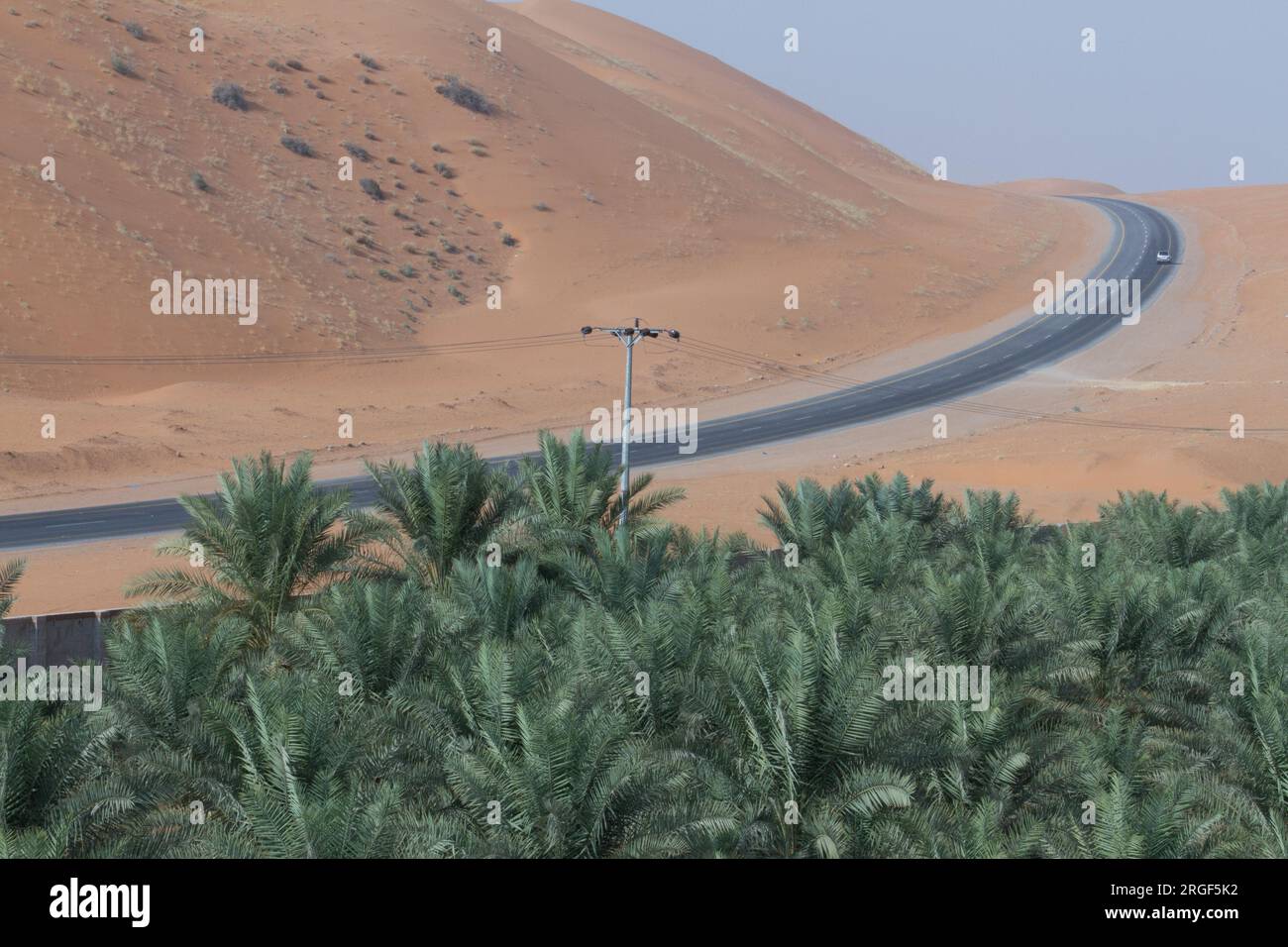 highway roads in saudi arabia Stock Photo - Alamy