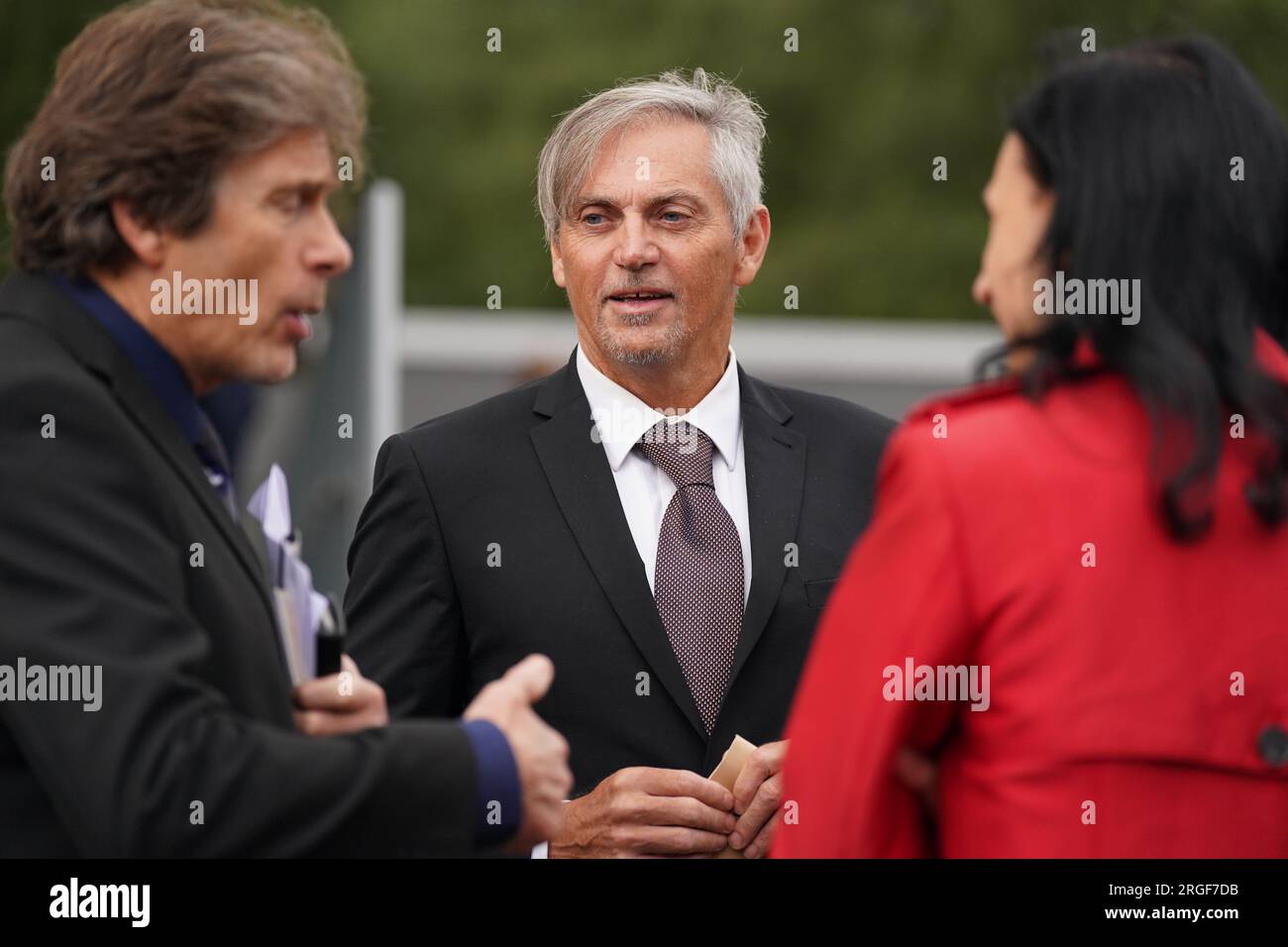 Landlord Mark Sharples (left) with his brother Alan Sharples (centre ...