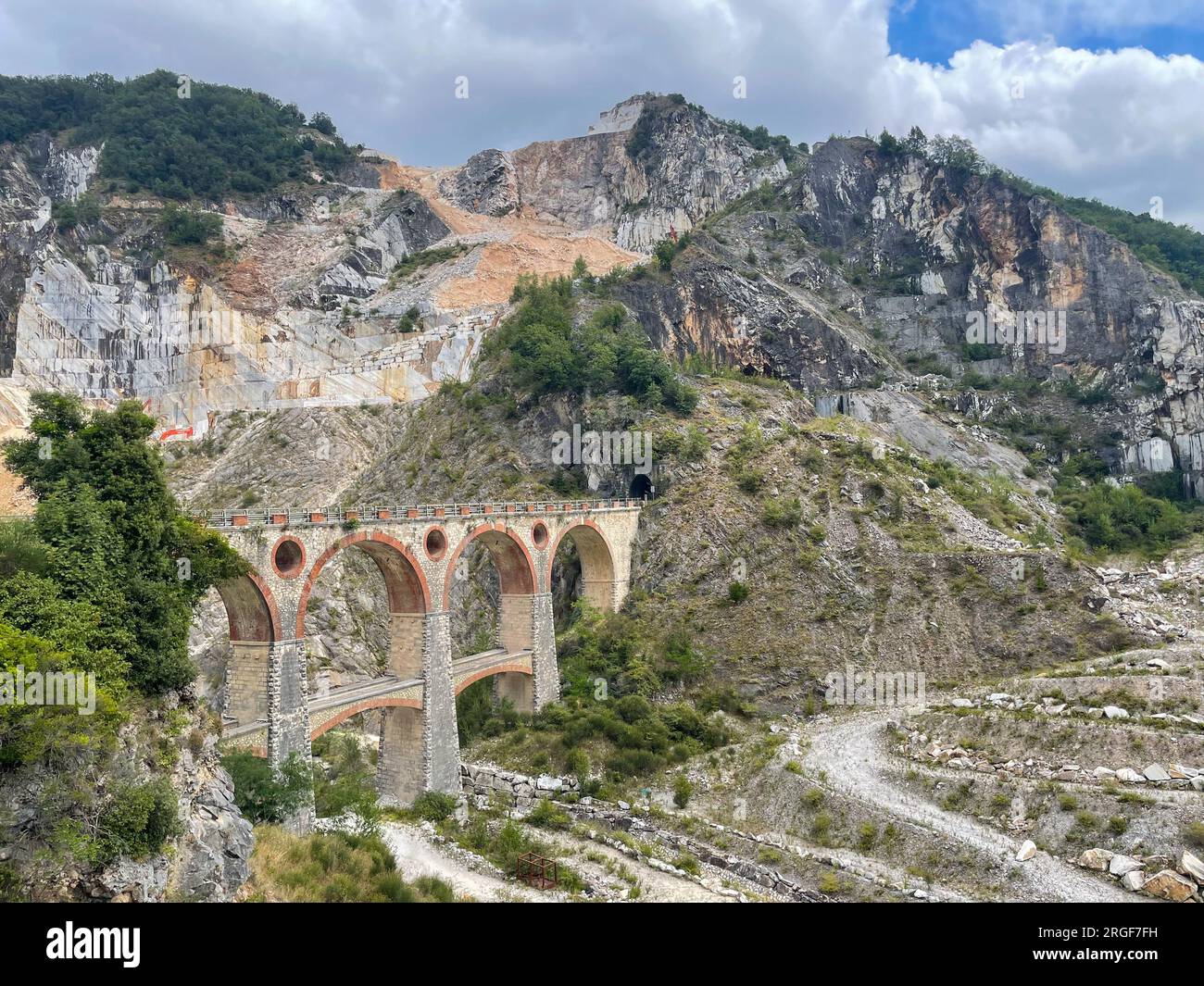 Marble italian canyon hi-res stock photography and images - Alamy