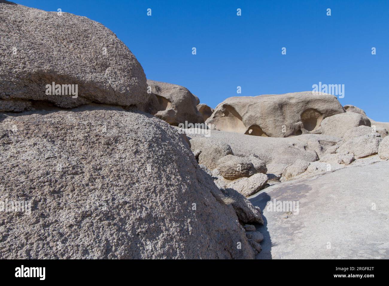 Prince ahmed cave -prince ahmed cave stones shapes in al rwaidah town ...