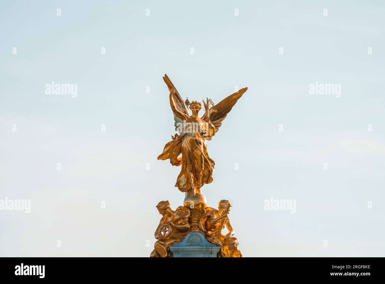 The Golden Angel of Victoria Memorial in London Stock Photo - Alamy