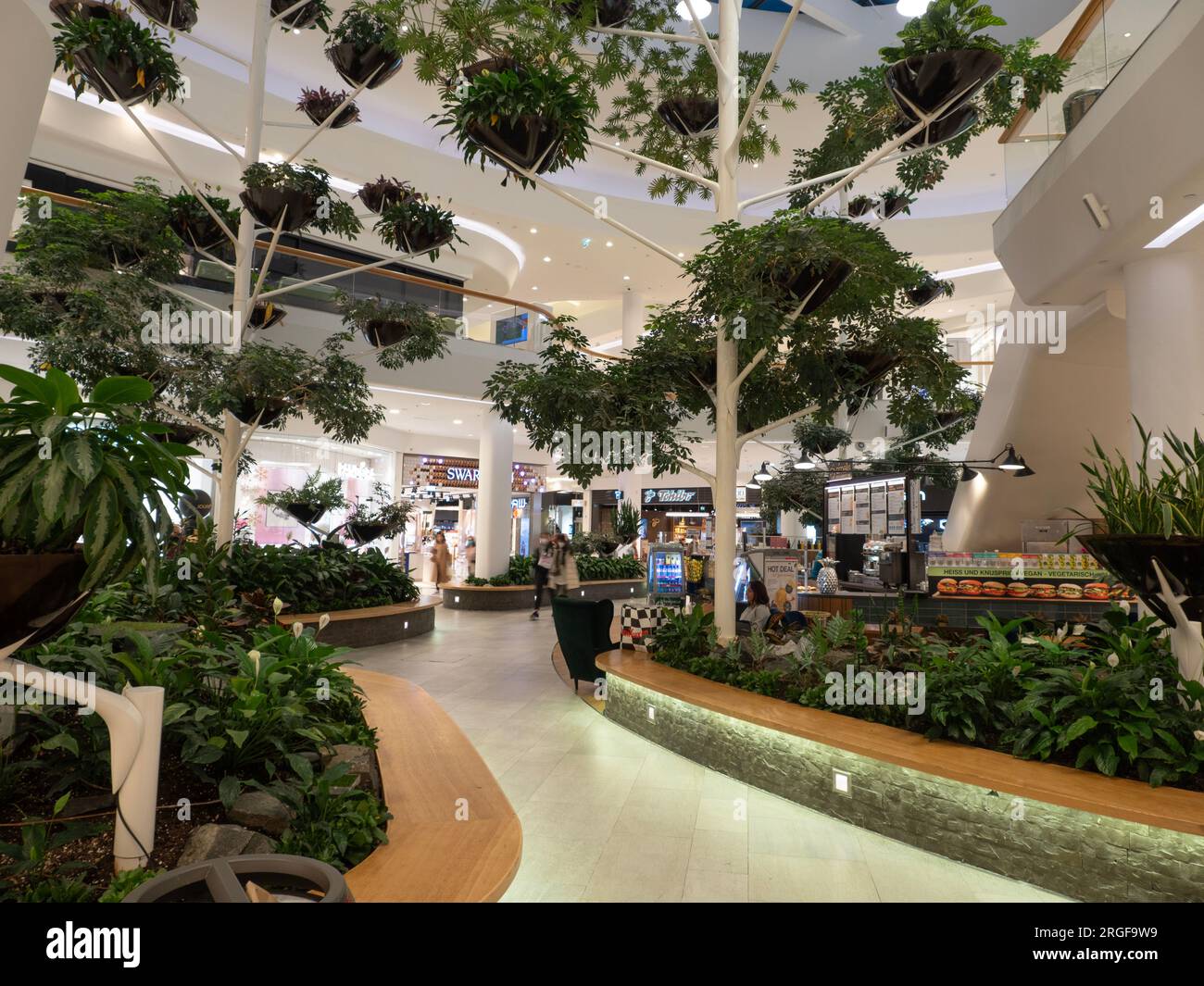 Shopping city süd vienna hi-res stock photography and images - Alamy