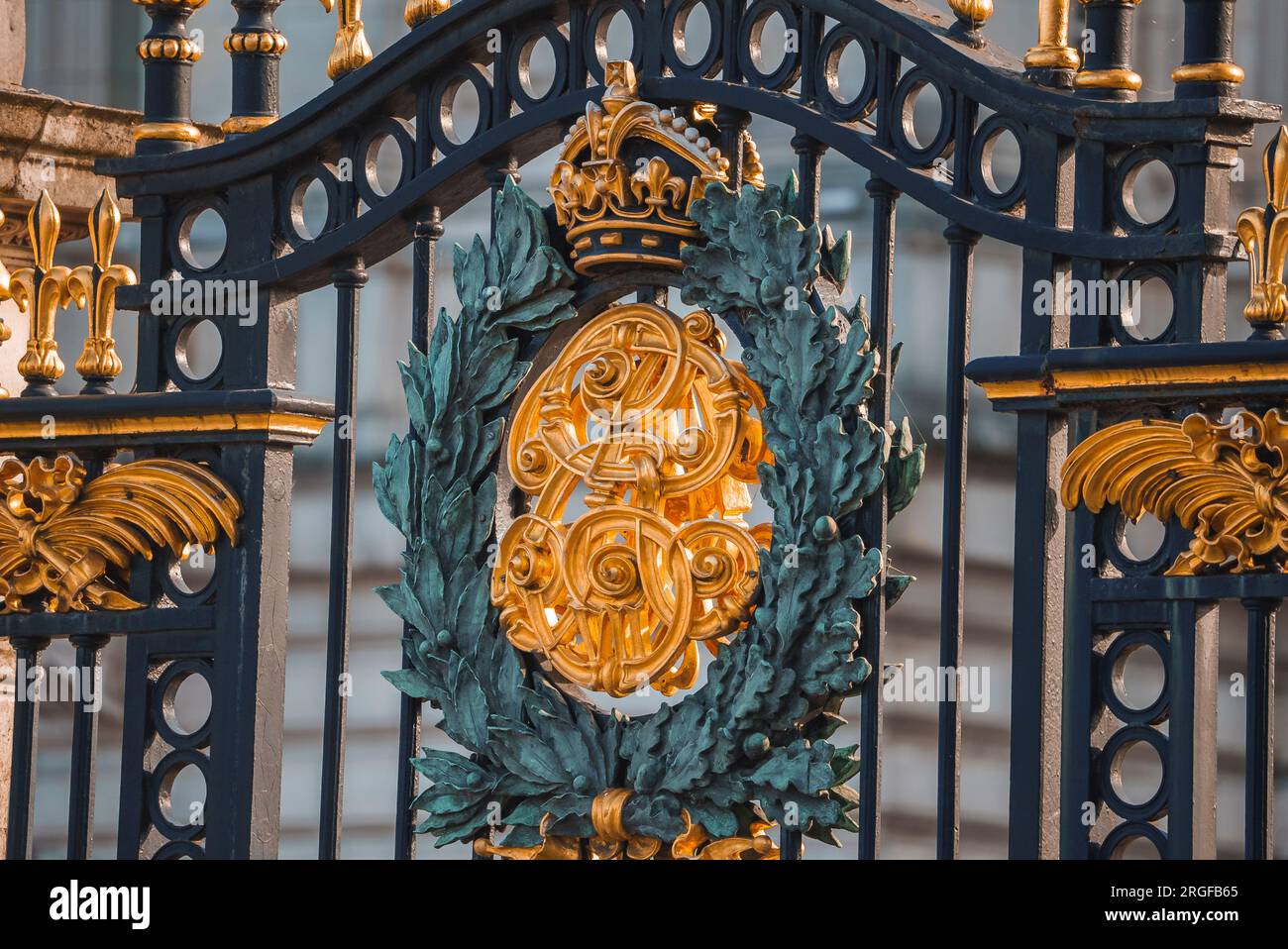 England crown closeup hi-res stock photography and images - Alamy