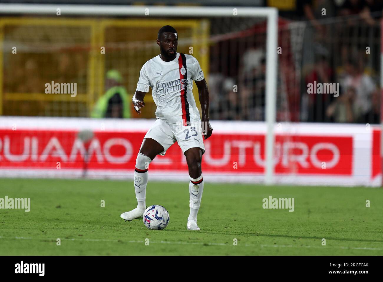 Tomori ac milan trophy hi-res stock photography and images - Alamy