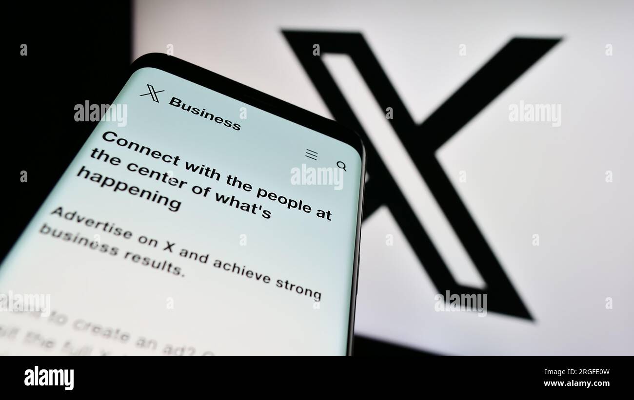 Twitter x logo hi-res stock photography and images - Alamy