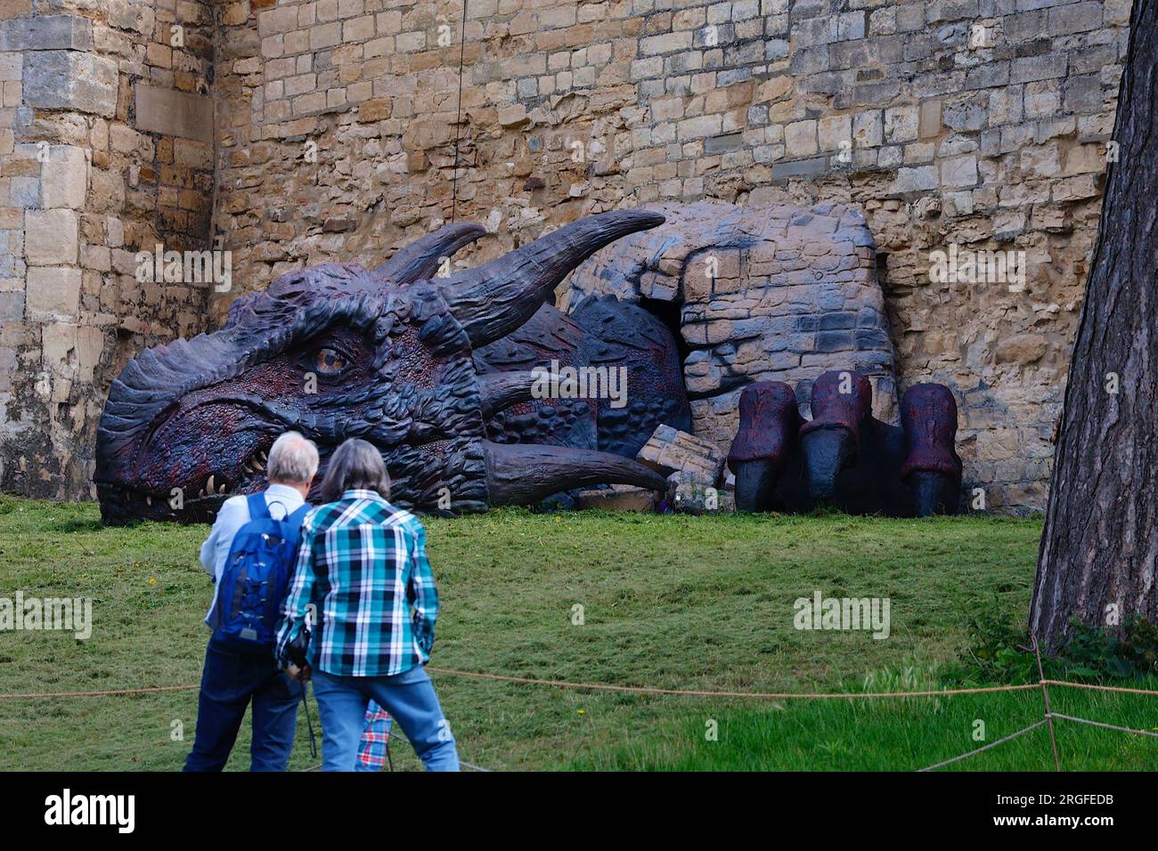 Lincoln, Lincolnshire, UK. 09 August, 2023. UK Weather: A bright and ...