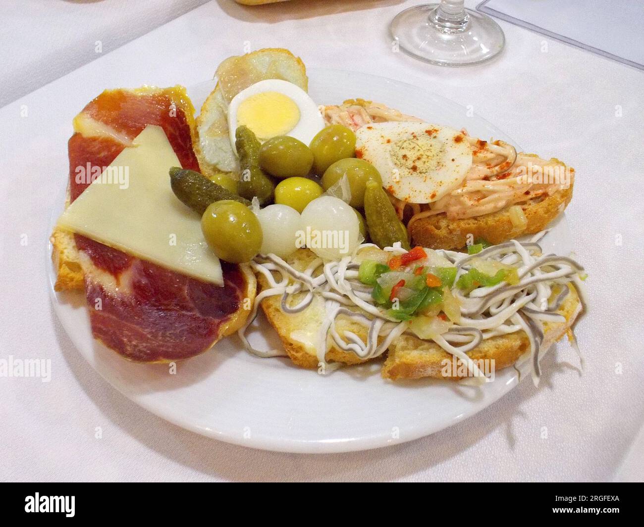 Spanish tapas pinchos hi-res stock photography and images - Alamy