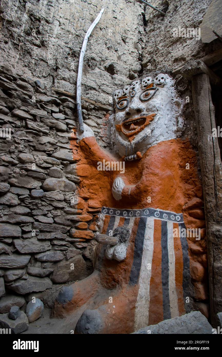 The Ghost Eaters of Kagbeni. Primitive Statue in Kagbeni of Upper ...