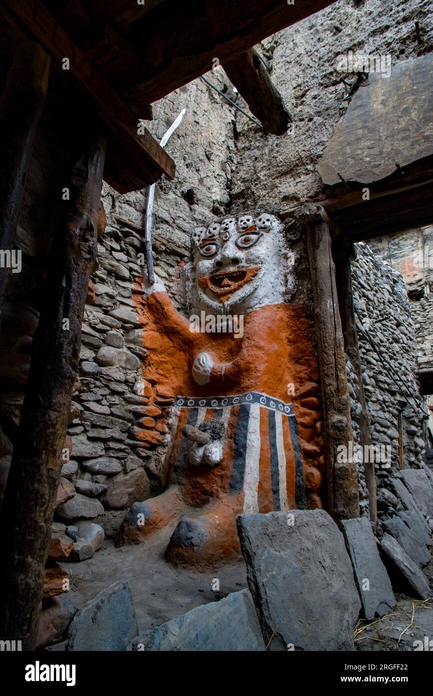 The Ghost Eaters of Kagbeni. Primitive Statue in Kagbeni of Upper ...