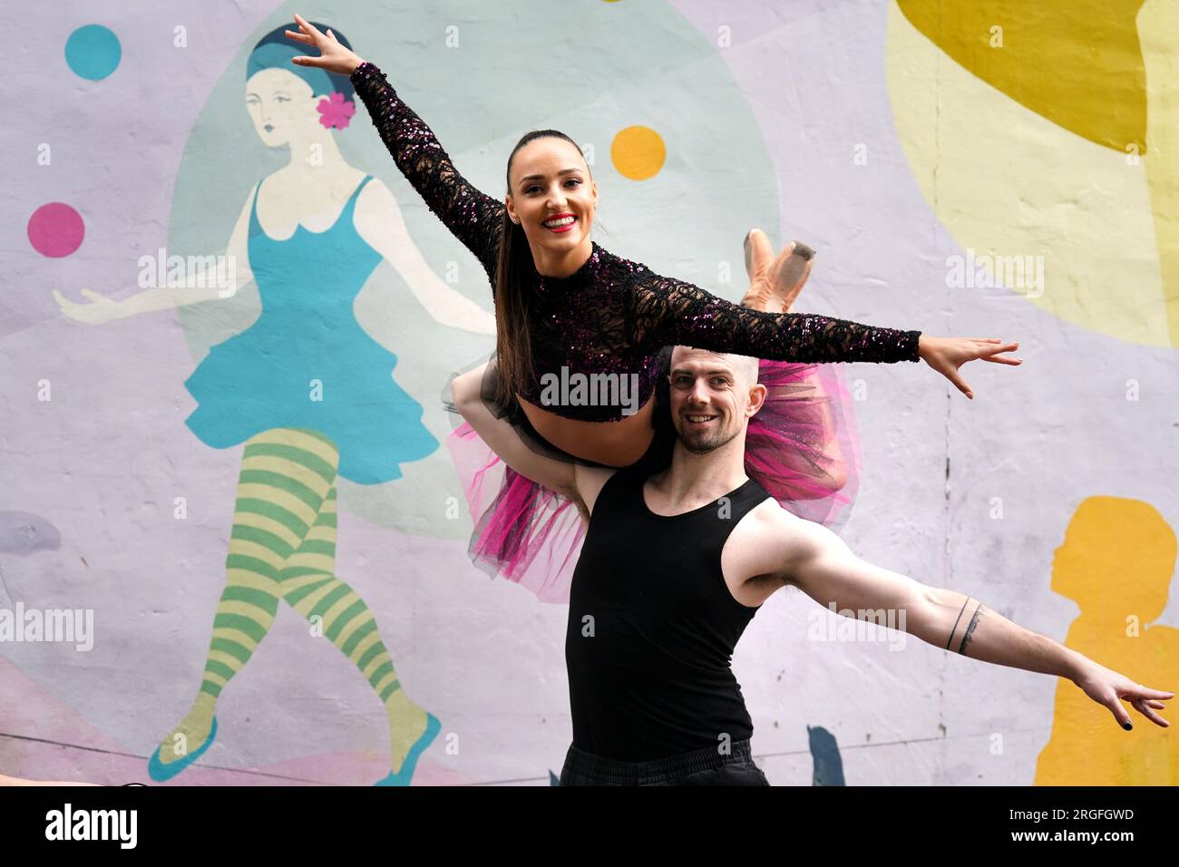 Ballet dancers Kealy Fouracre and Tyrone Anthony from from Beats on ...