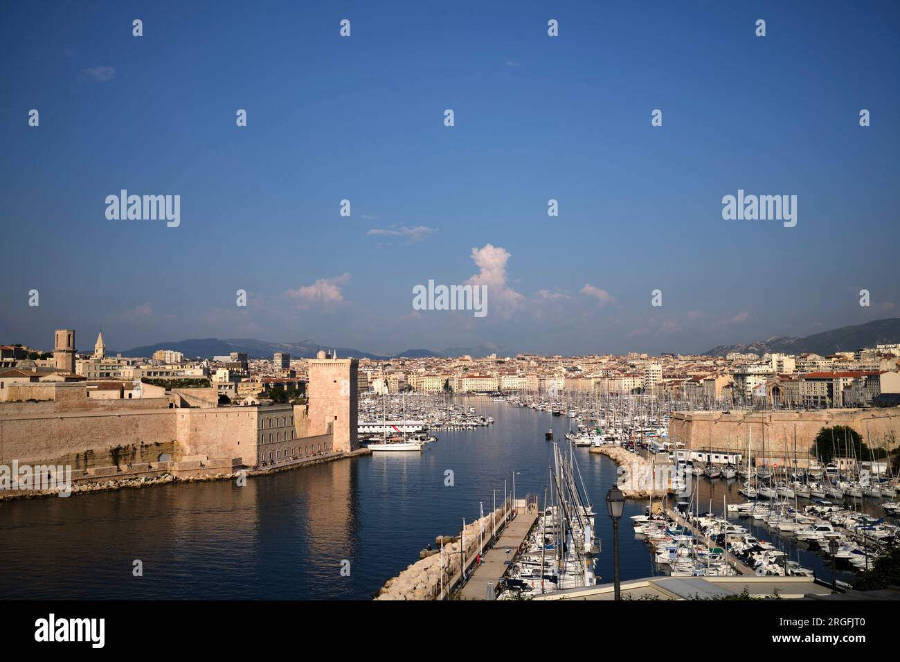 Dock entrance port hi-res stock photography and images - Alamy
