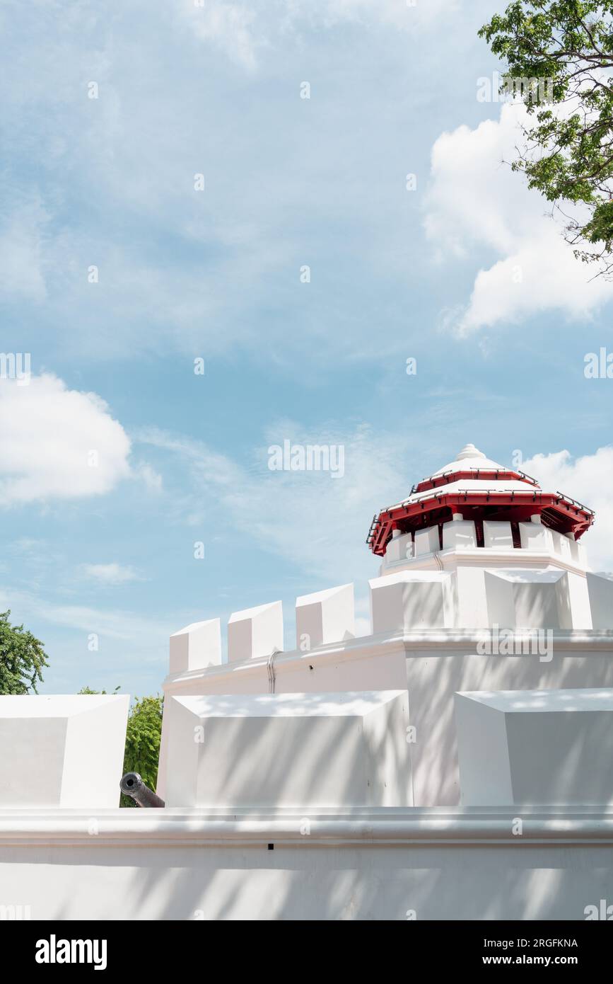 Maha Kan fort park Old City Wall in Bangkok, Thailand Stock Photo - Alamy