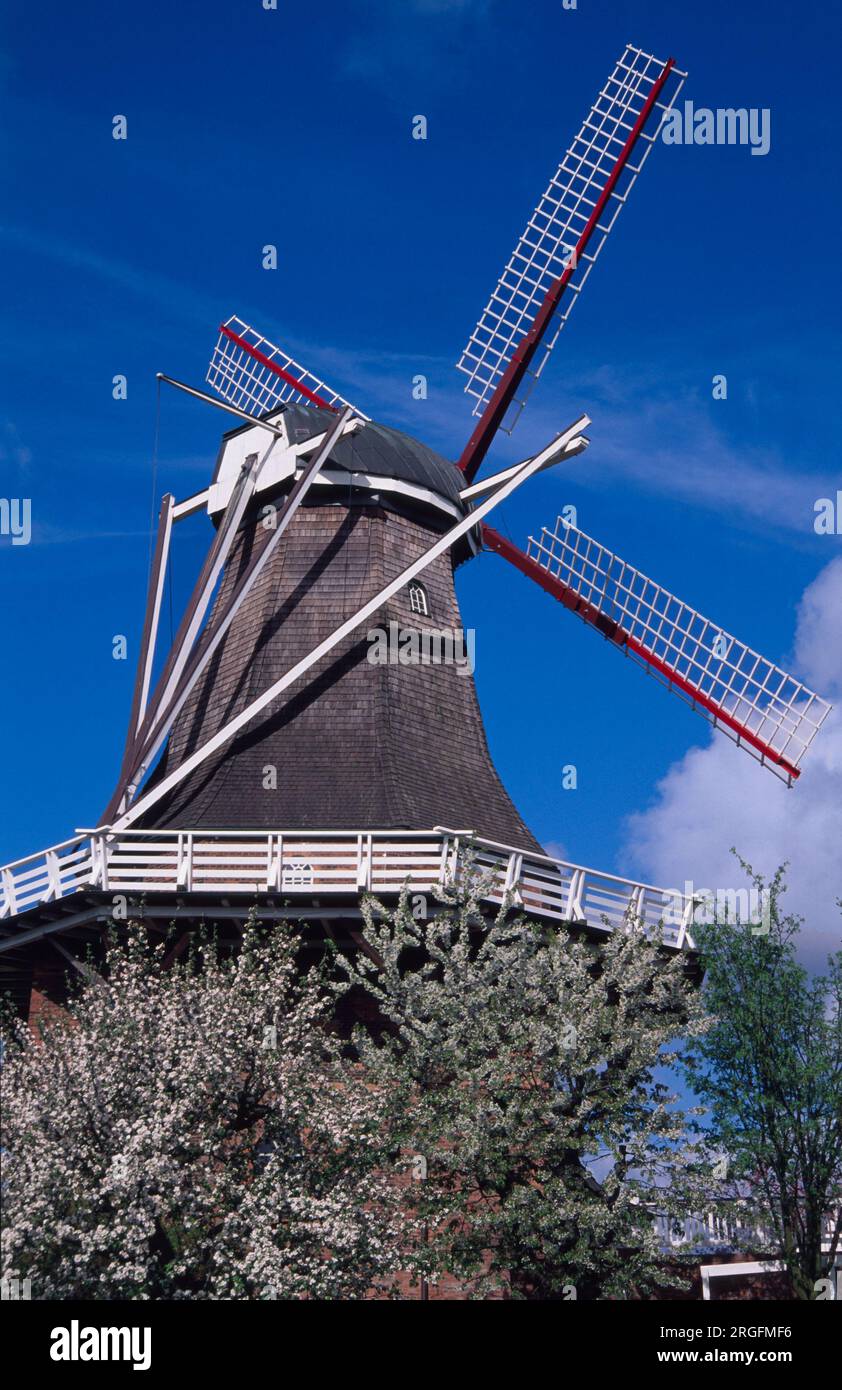 Old windmill in countryside hi-res stock photography and images - Alamy