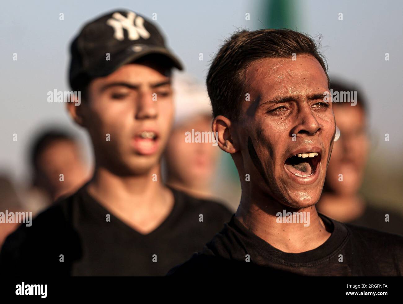 Military chants hi-res stock photography and images - Alamy