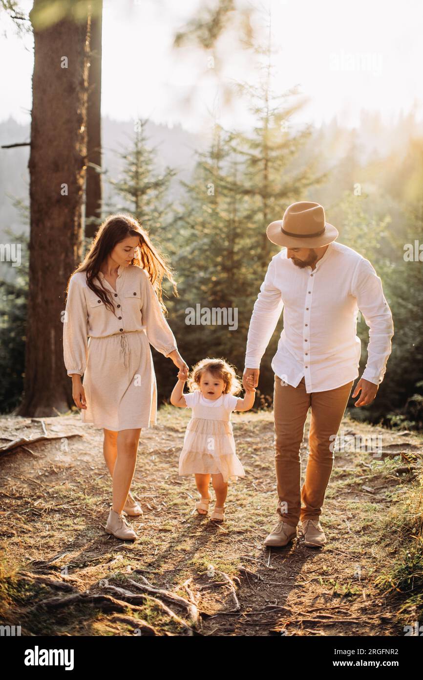 Family exploration hi-res stock photography and images - Alamy