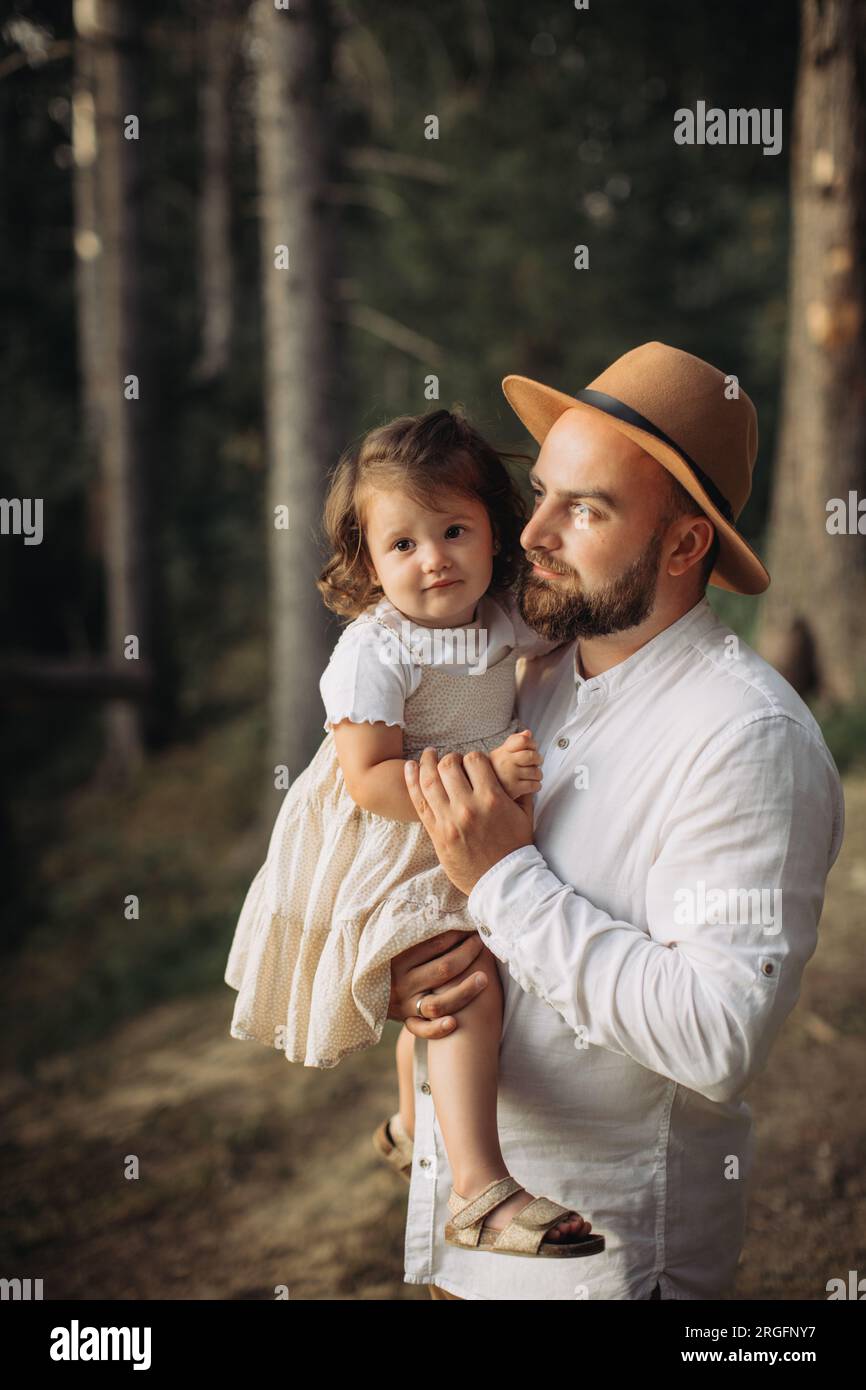 Father learning little daughter hi-res stock photography and images - Alamy