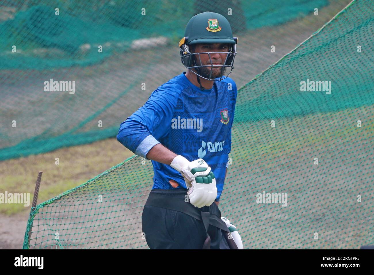 Mahmudullah during the Bangladeshi national cricketers attend practice ...