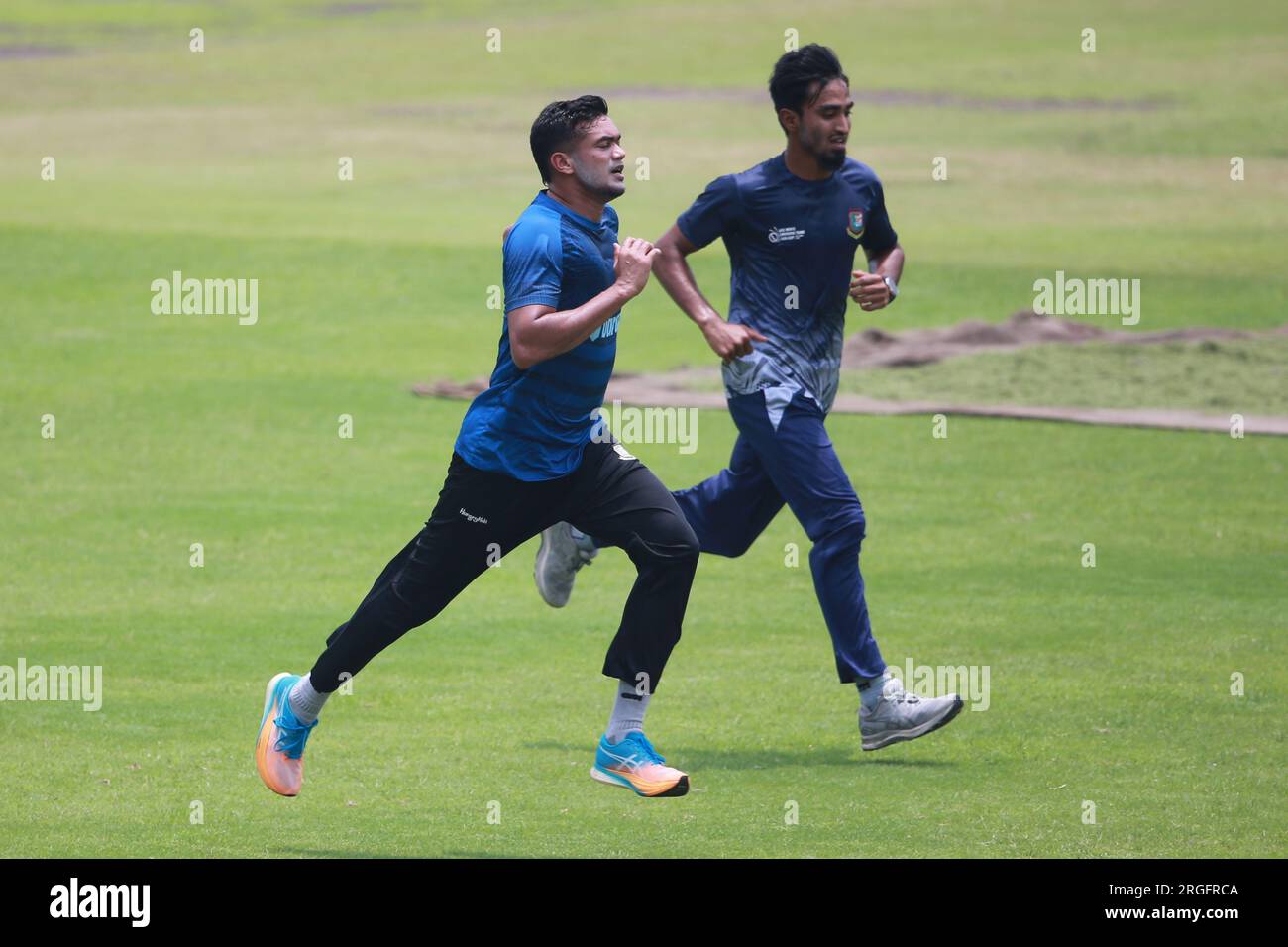 Taskin Ahmed and Tanzim Hasan Sakib during the Bangladeshi national ...