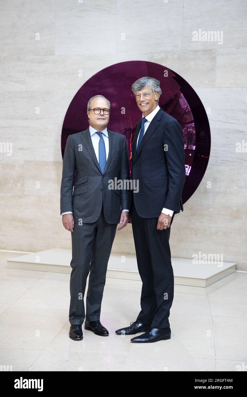 Businessman abnamro hi-res stock photography and images - Alamy