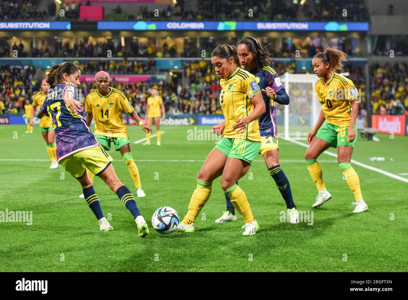Melbourne, Australia. 08th Aug, 2023. Carolina Arias (L) of Colombia ...