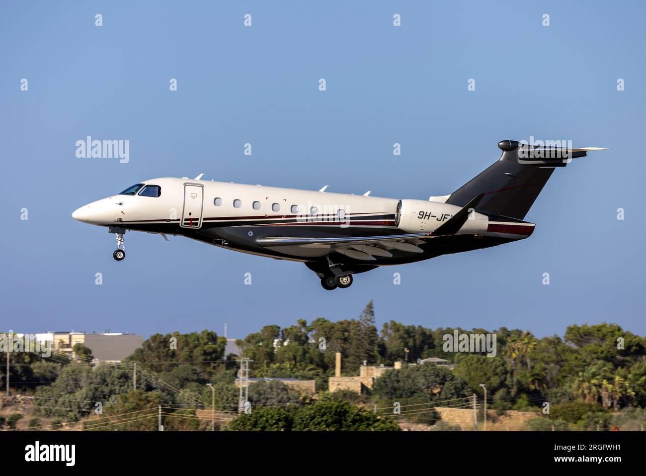 Flexjet hi-res stock photography and images - Alamy