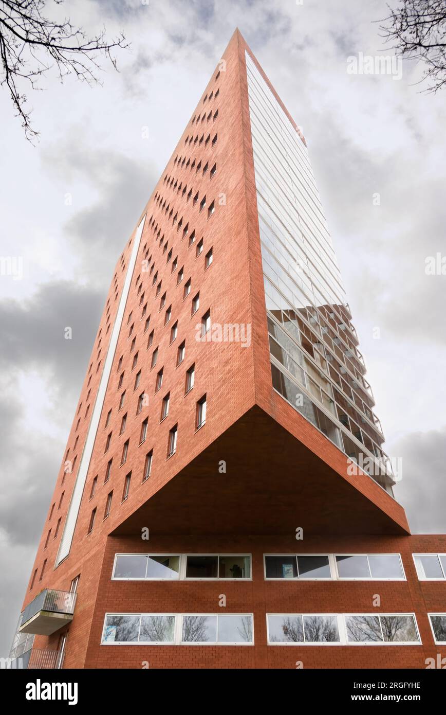 Rotterdam, Netherlands - 2E Katendrechtshaven housing by DKV ...