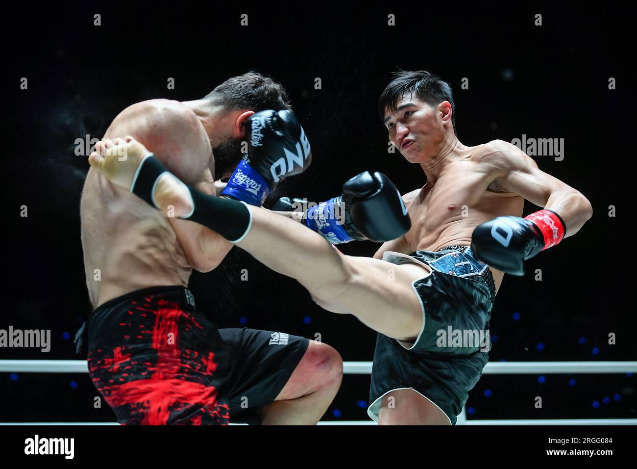 Bangkok, Thailand. 05th Aug, 2023. Tawanchay (R) of Thailand and Davit ...