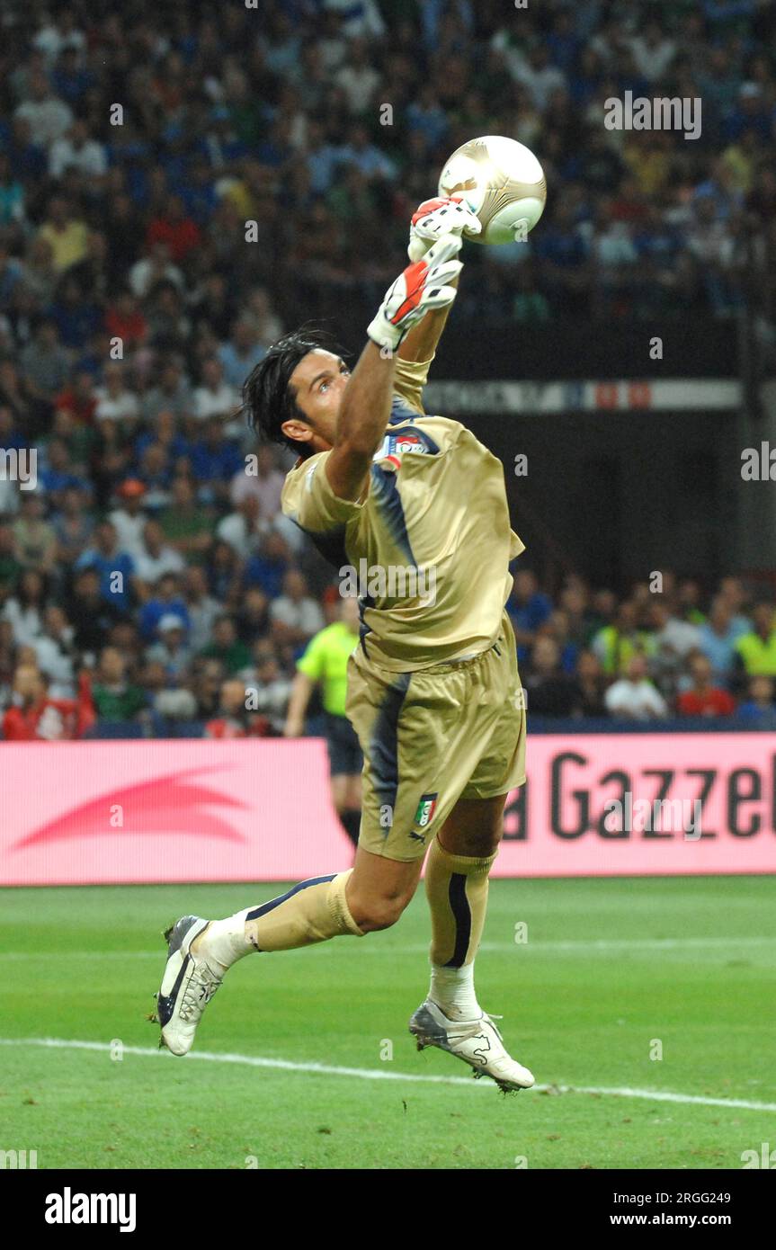 Buffon Saves Wallpaper