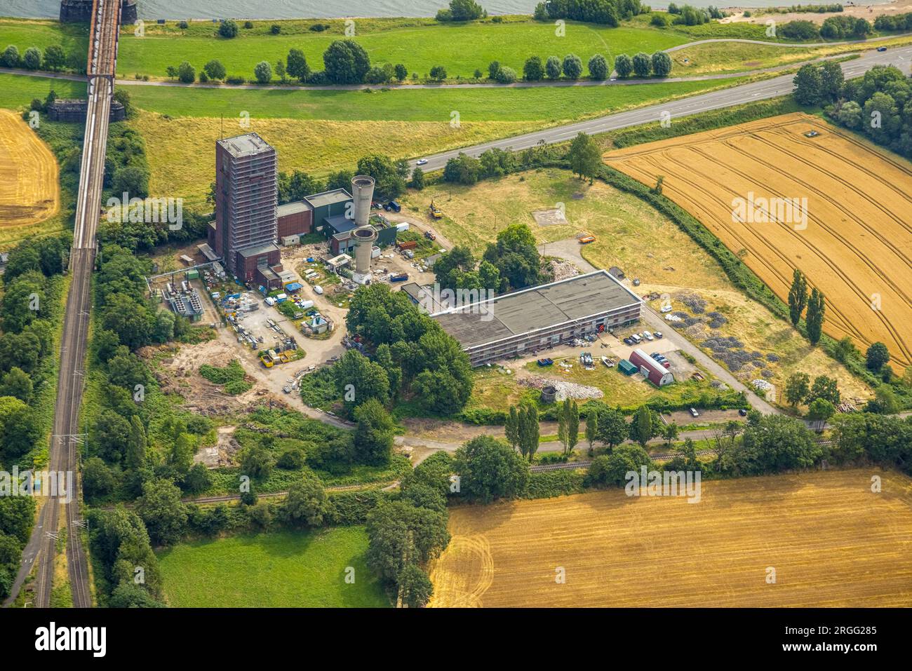 Luftbild, Zeche Rheinpreußen Schacht VIII, Baerl, Duisburg, Ruhrgebiet ...