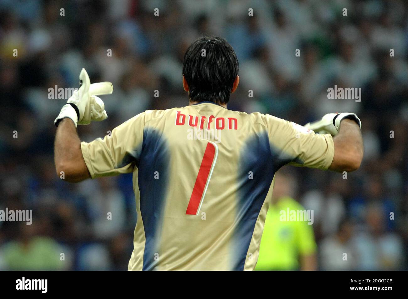 Gianluigi buffon 2008 italy hi-res stock photography and images - Alamy