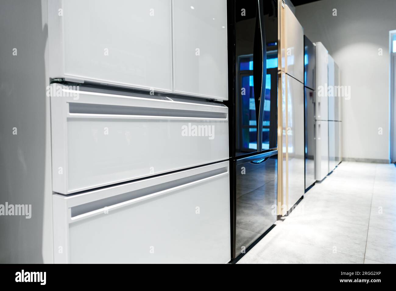 Fridges showroom hi-res stock photography and images - Alamy