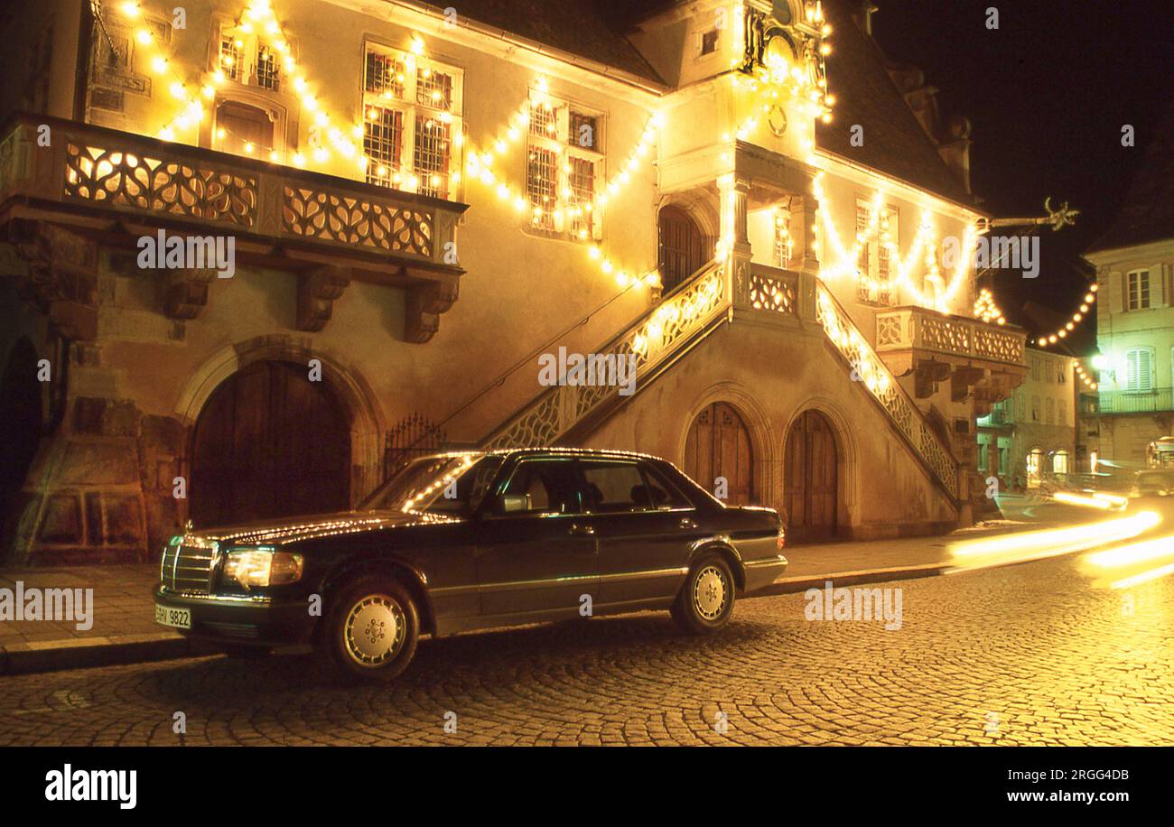 Mercedes benz 560 sel hi-res stock photography and images - Alamy