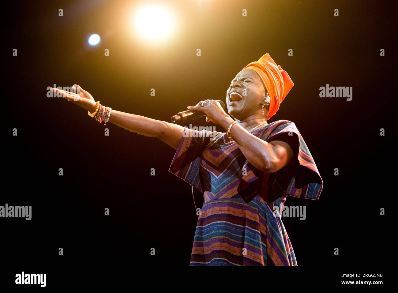 Angelique kpasseloko hinto hounsinou kandjo manta zogbin kidjo hi-res ...