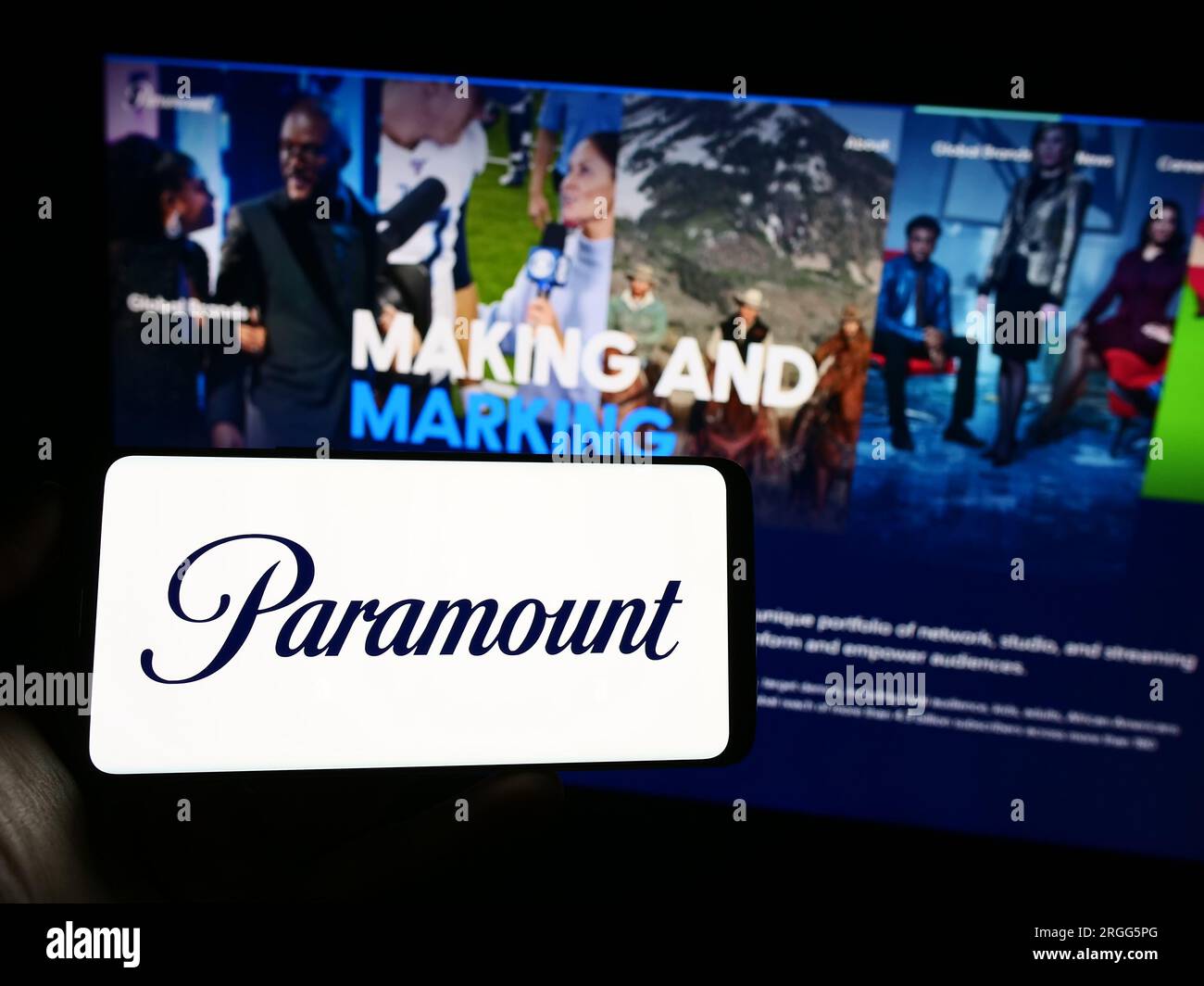 Paramount pictures logo hi-res stock photography and images - Alamy
