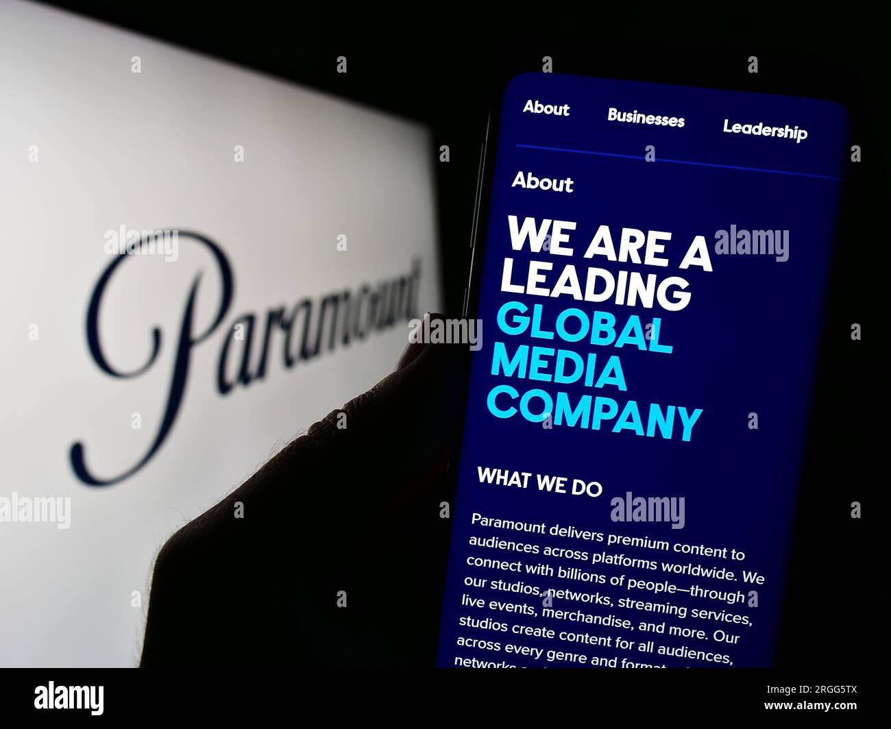 Paramount pictures logo hi-res stock photography and images - Alamy