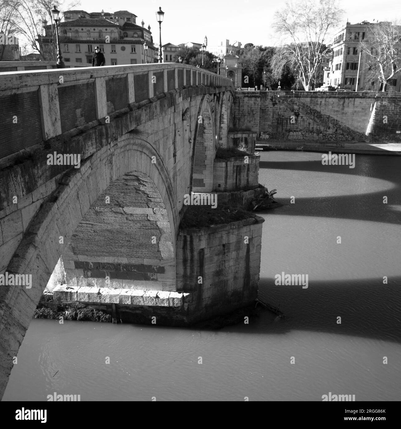 Ponte Fabricio, the oldest bridge in Rome, built in 62 BC Stock Photo ...