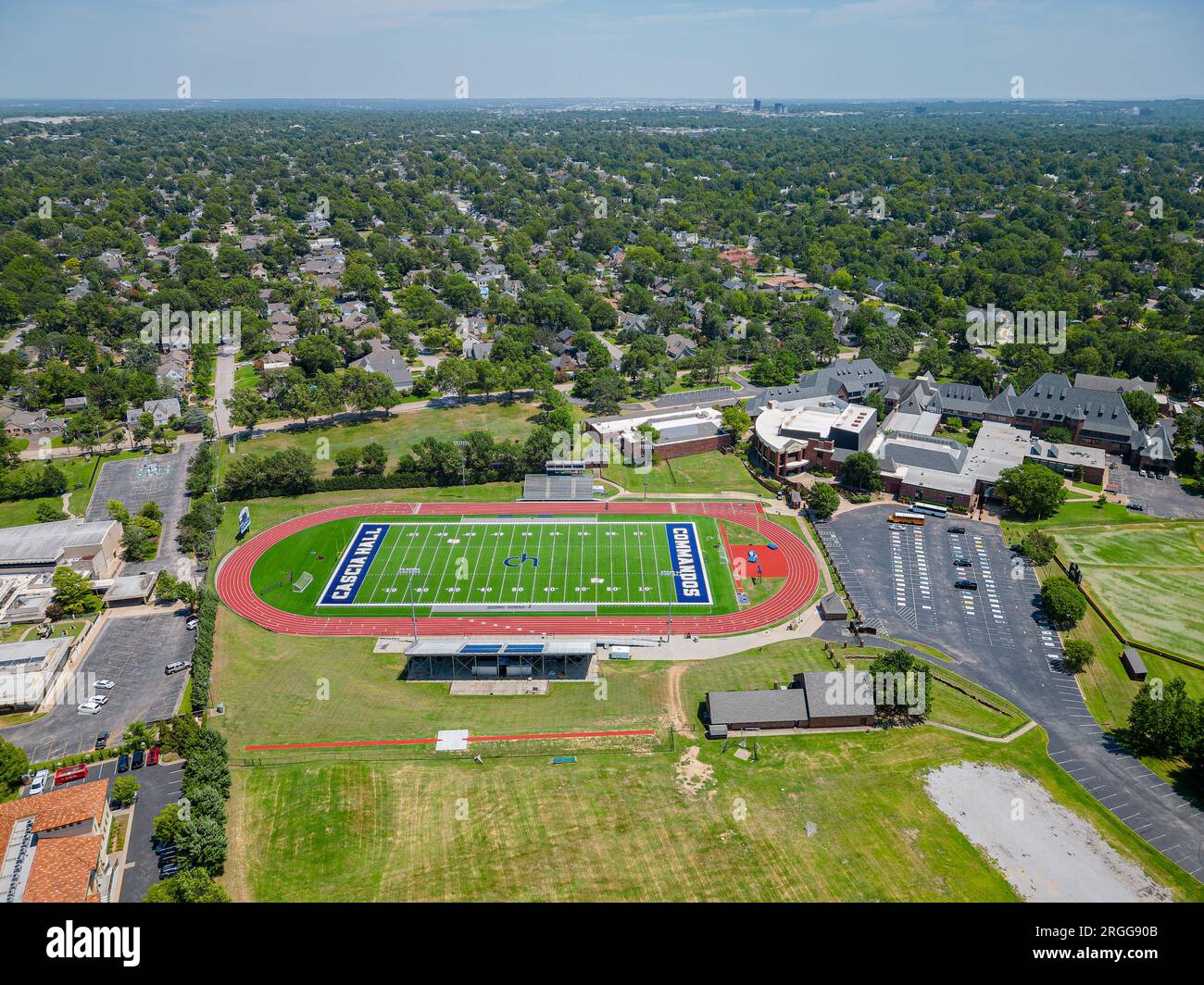 Aerial tulsa oklahoma city skyline hi-res stock photography and images ...