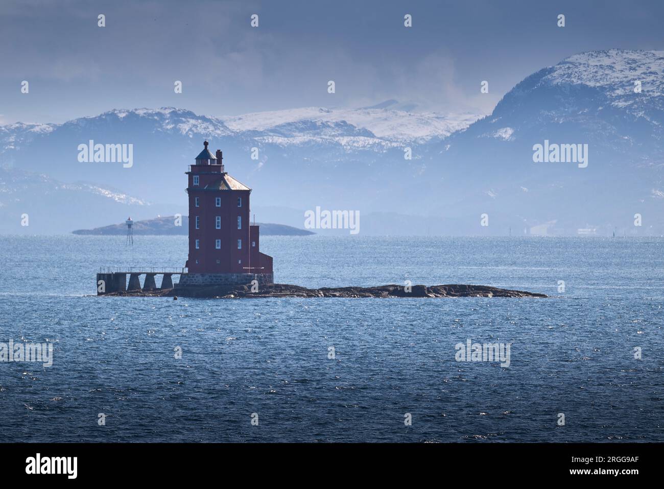 The Iconic Octagonal-Shaped Kjeungskjær Lighthouse (Kjeungskjær ...