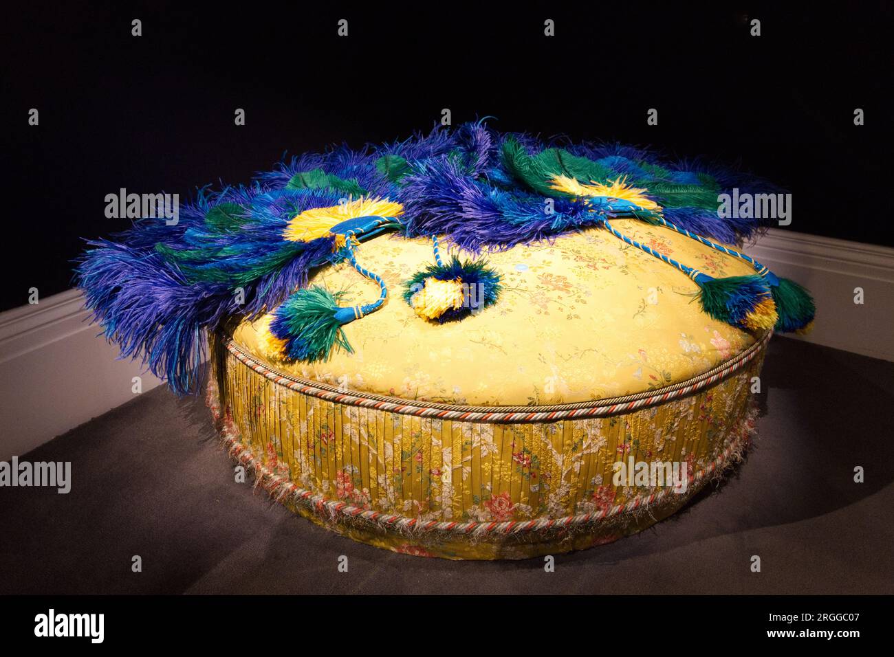 Pouffe Owned By Freddie Mercury Up For Auction At Sothebys Freddie