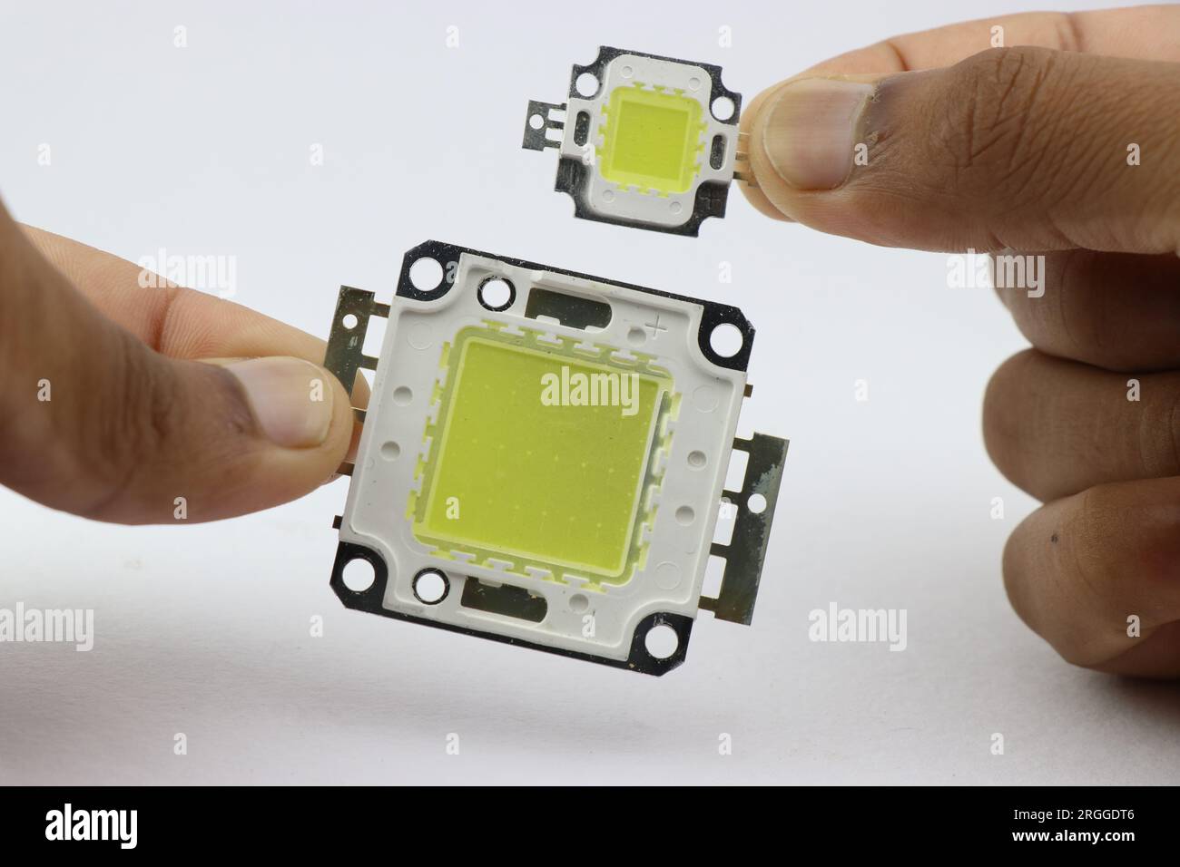 Smd components hi-res stock photography and images - Alamy