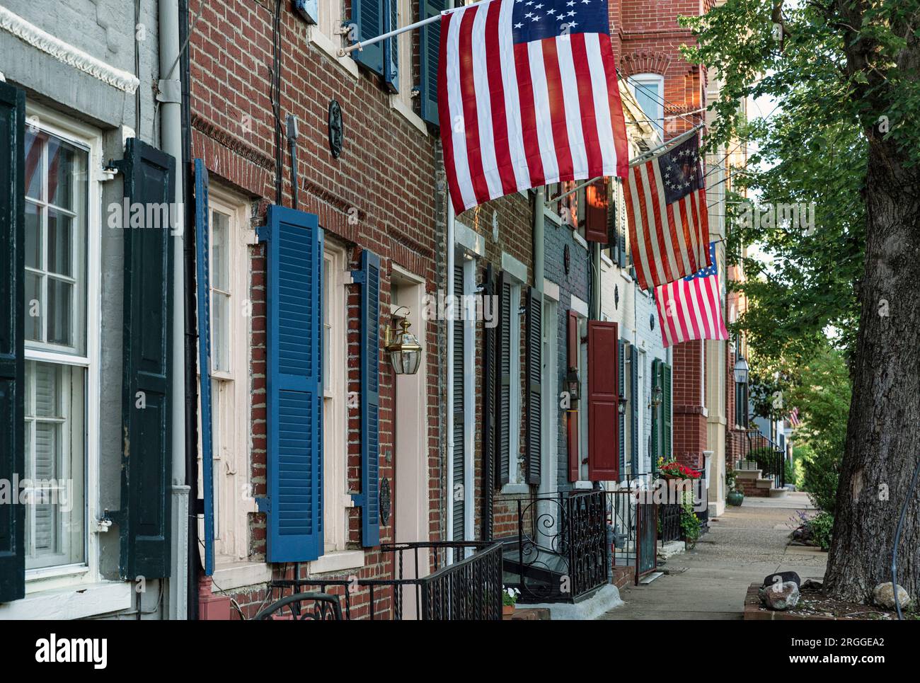 Colonial architecture in picturesque hi-res stock photography and ...