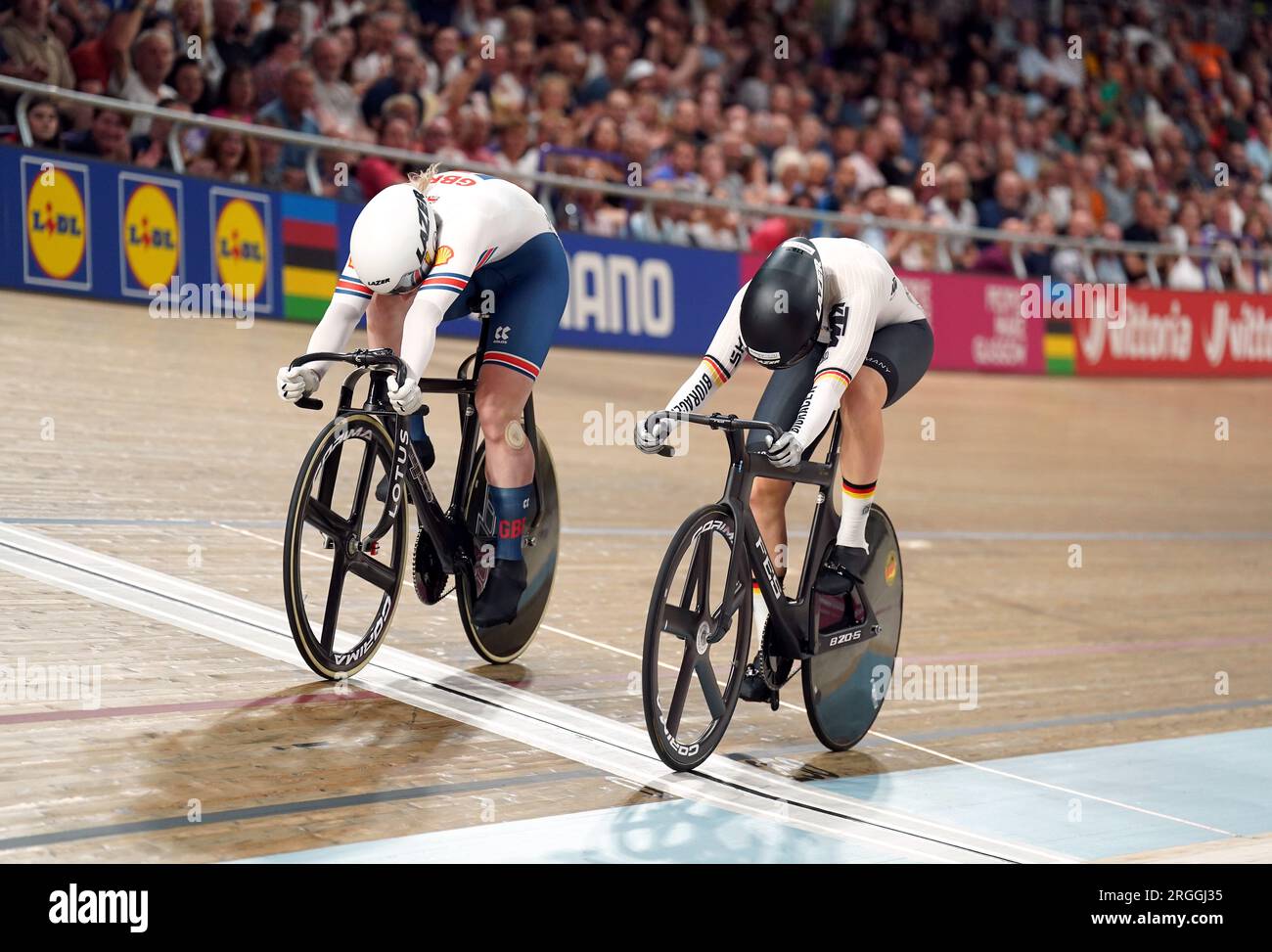 Great Britain’s Emma Finucane beats Germany’s Lea Friedrich in the ...